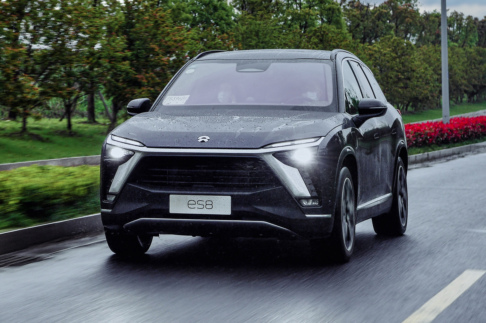 Nio ES8 2021 review | Autocar