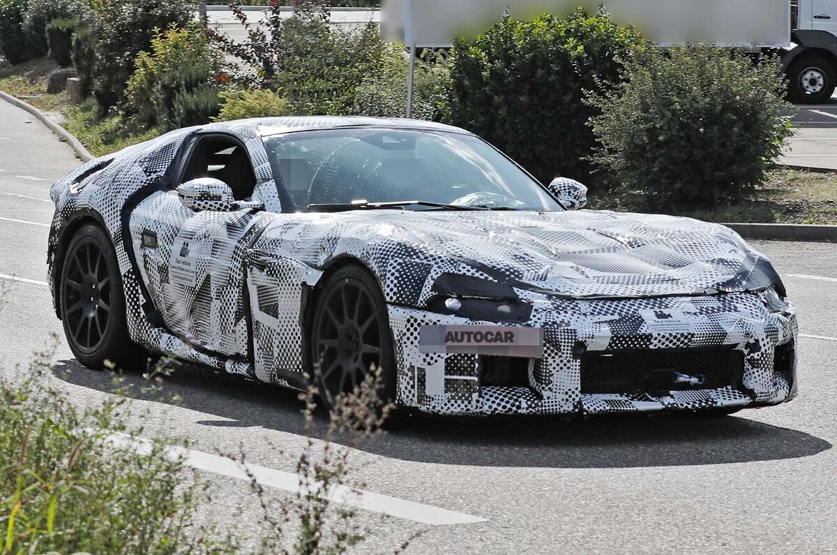 Ferrari 812 replacement to be revealed with V12 power on Friday | Autocar